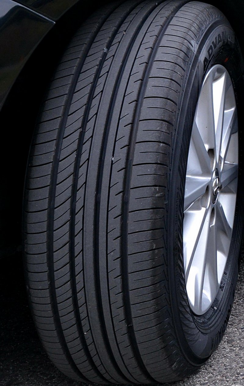 YOKOHAMA ADVAN dB V552 ชูจุดเด่นความนุ่มเงียบที่เหนือใคร